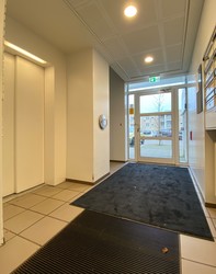 Lægerne 2920 - Mads Klem Thomsen & Volker Scheele — Godadgang